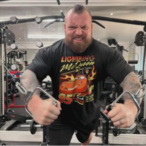 Eddie Hall : Le Strongman qui a soulevé une demi-tonne
